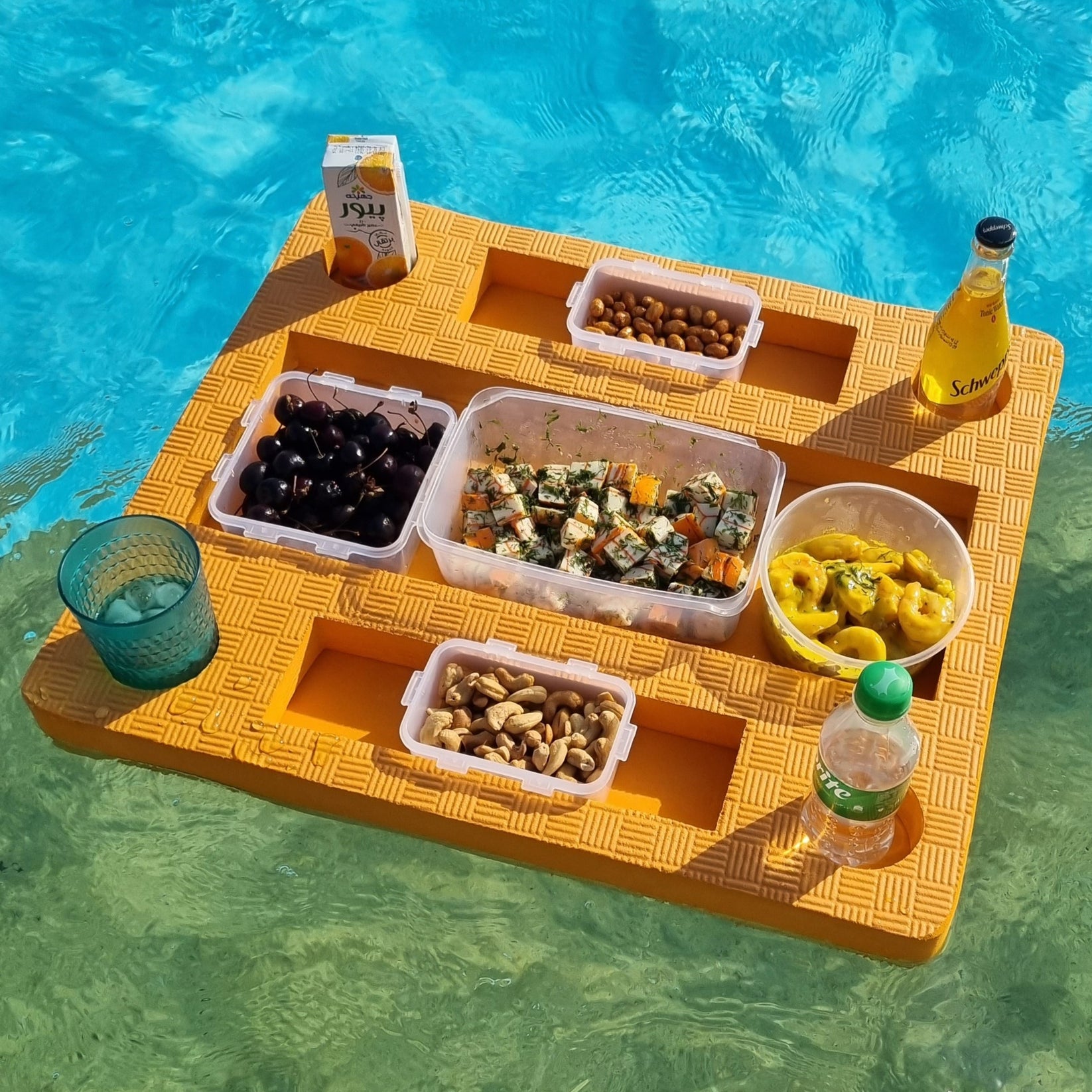 Ultimate Floating Pool Bar – GAZEBO Egypt