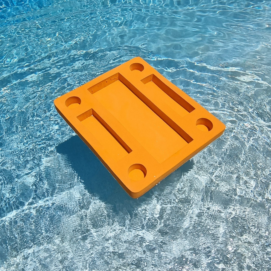 Ultimate Floating Pool Bar – GAZEBO Egypt